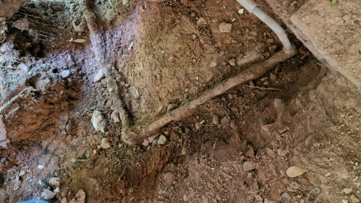 Stone Embedded Water Supply Pipe Repair | Sylmasta